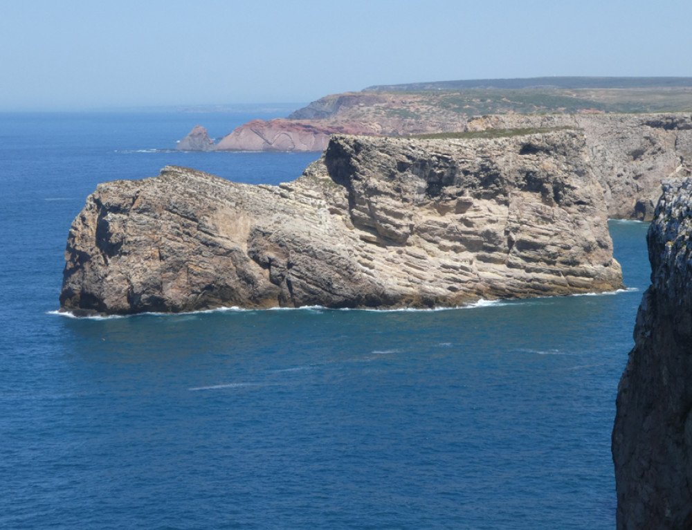 Simplified geological map of the Algarve basin – Geoloquium
